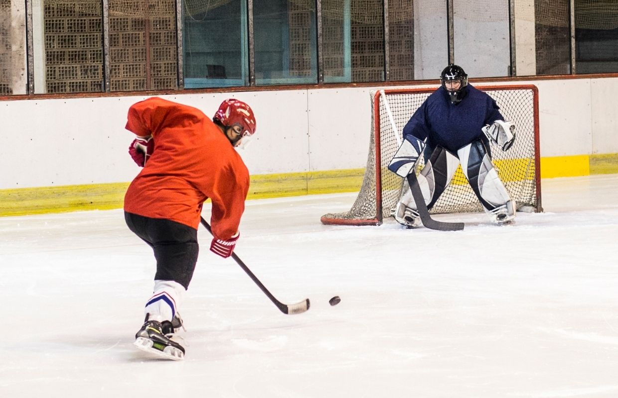 The 5 Key Positions For Hockey | Guide | Skills | Responsibilities ...